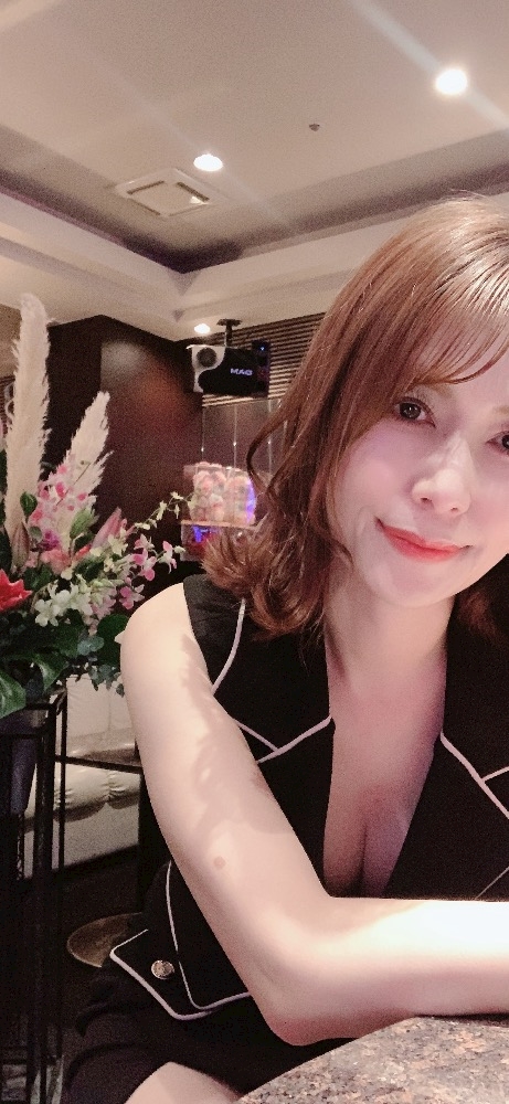 金曜日の話から - 渡辺愛梨 - Liebe Ort・リーベオルト - 中洲のスナック [ポケパラ]