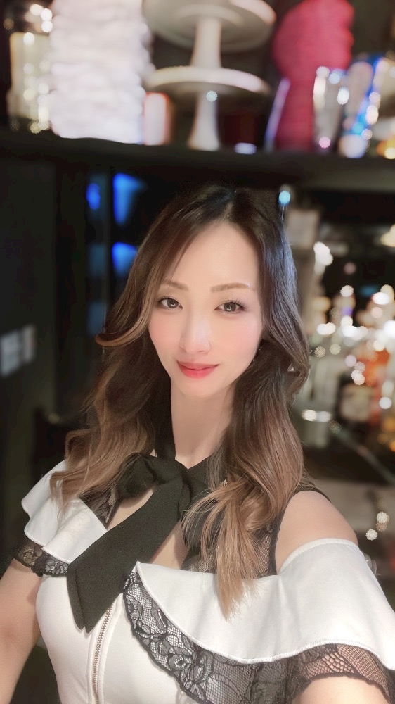 シュッ ️ - 🫧🦋橘 れいか🦋🫧 - 錦 キャバクラ・Mrs.CAFE 離宮 [ポケパラ]