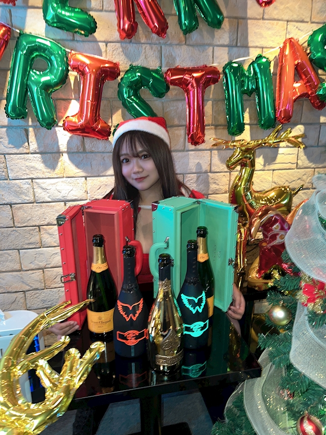 あみ - Girl's Bar BiBi・ビビ - 八王子のガールズバー [ポケパラ]