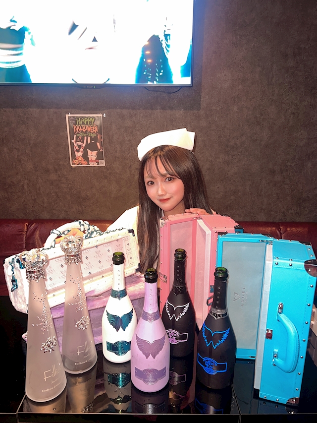 あみ - Girl's Bar BiBi・ビビ - 八王子のガールズバー [ポケパラ]