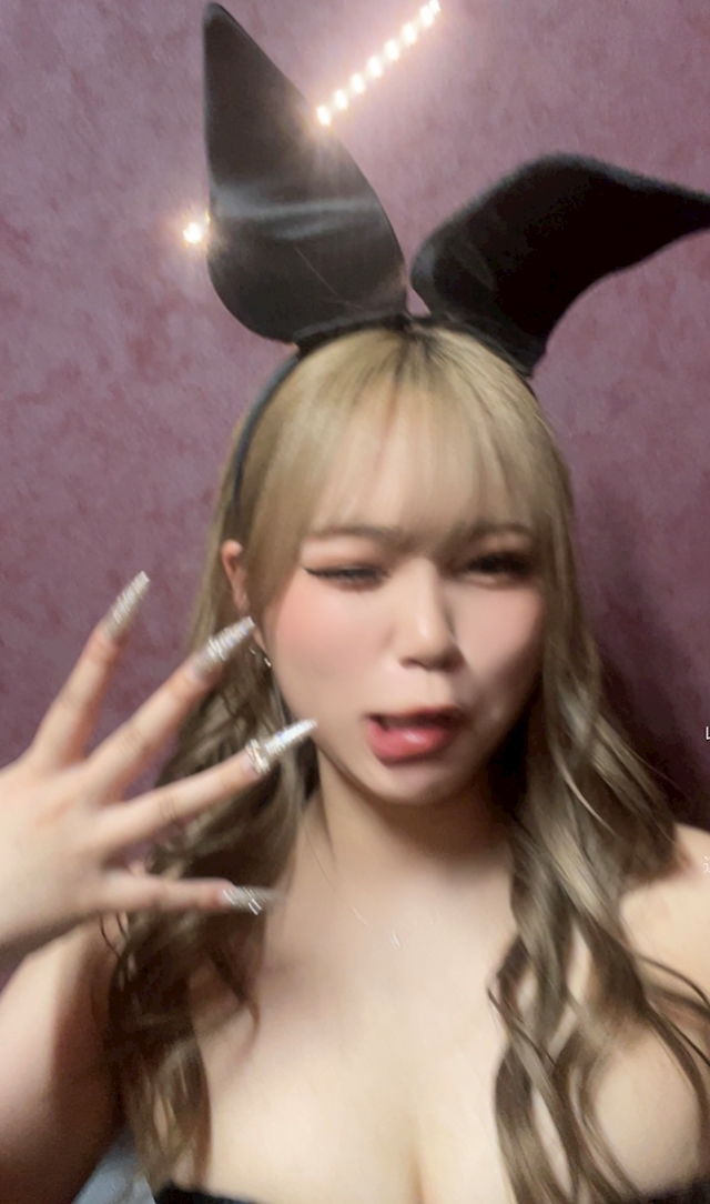 なつき - Lounge Bunny・バニー - 江坂のラウンジ/クラブ [ポケパラ]