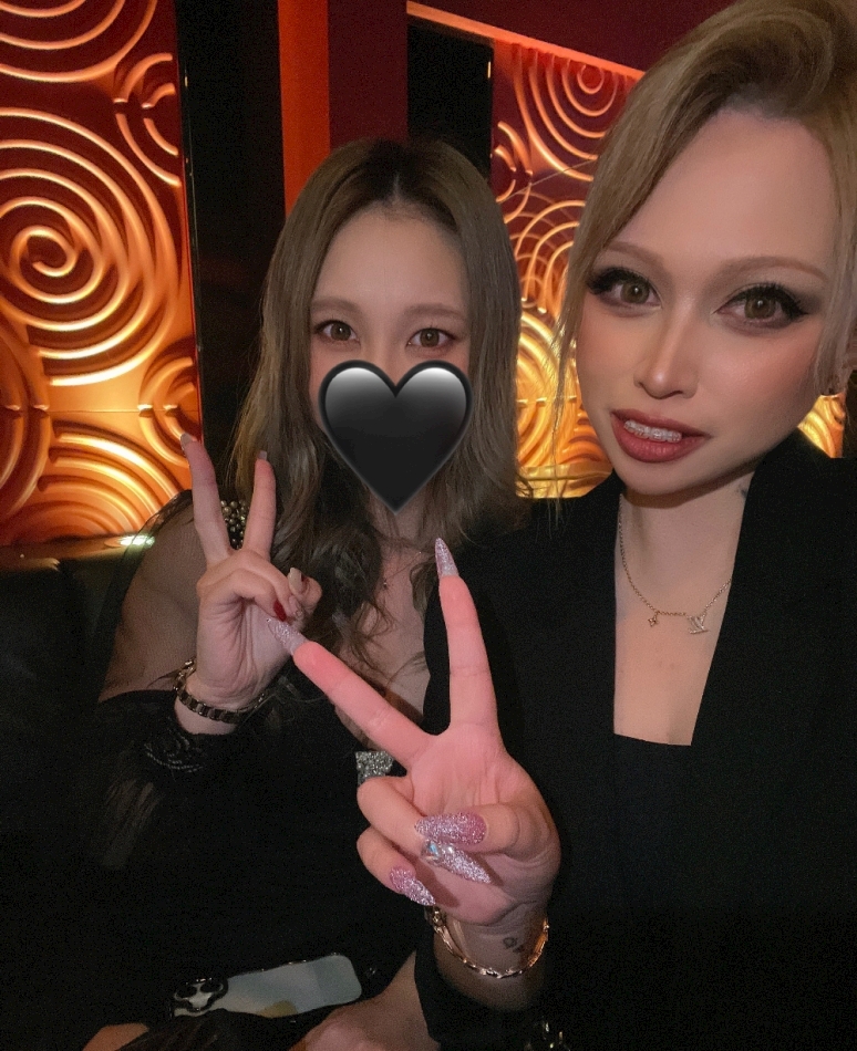 ⛄️ - えみり - Club Queen・クラブクイーン - 柏崎のキャバクラ【ポケパラ】