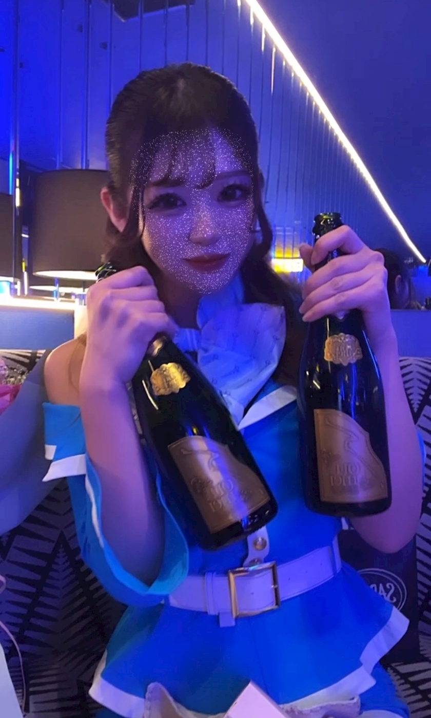 あいです🎂 ️‍🔥 - アイ Business - AIR PORT IKB・エアポートアイケービー エアポートIKB - 池袋西口の ...