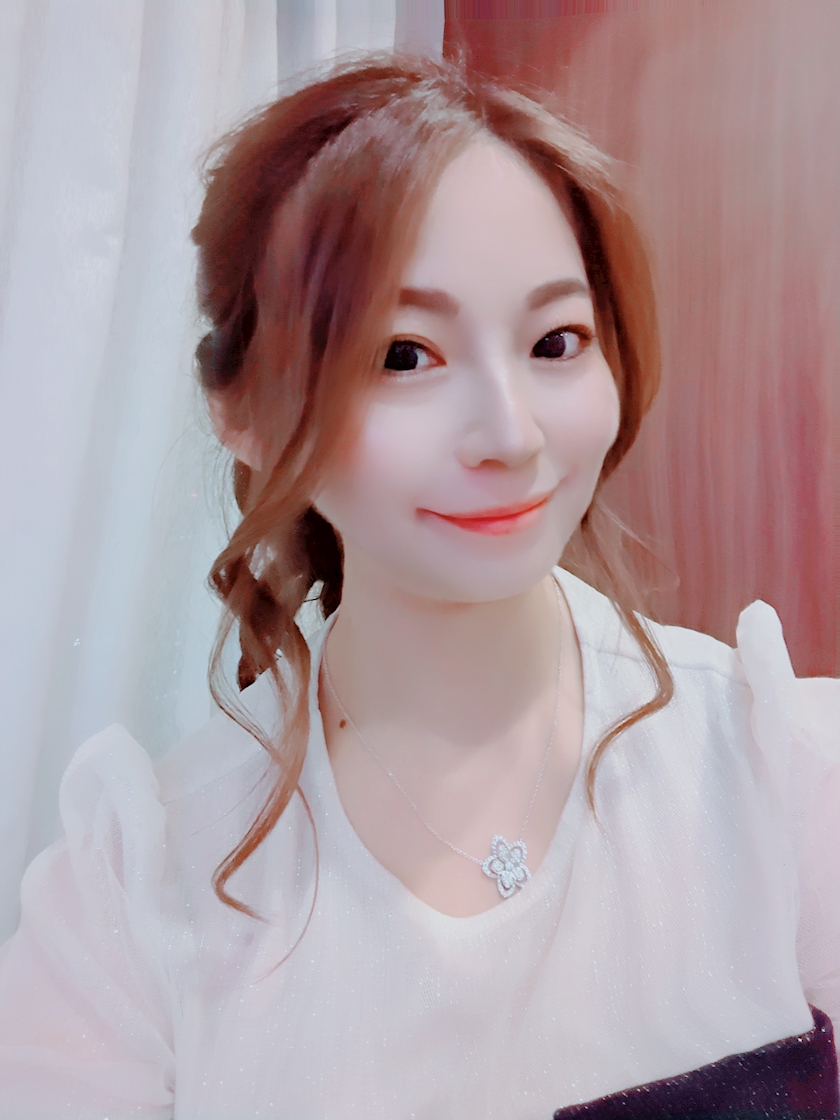 私の部屋で - もえ - bar Neki.・バーネキ - 北新地のスナック【ポケパラ】