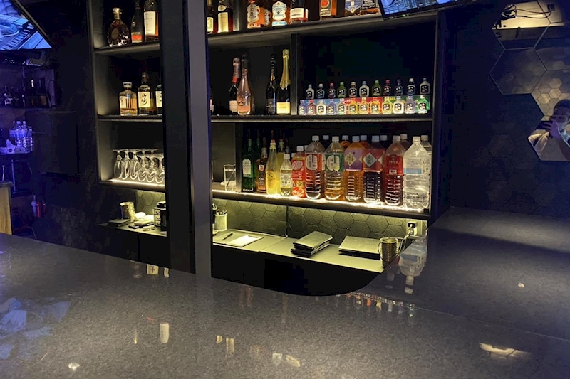 Girls bar miu・ミウ - 新橋/ガールズバー【ポケパラ】