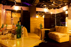 LOUNGE AgeHa・アゲハ - 立川の熟女パブ/熟女キャバクラ [ポケパラ]